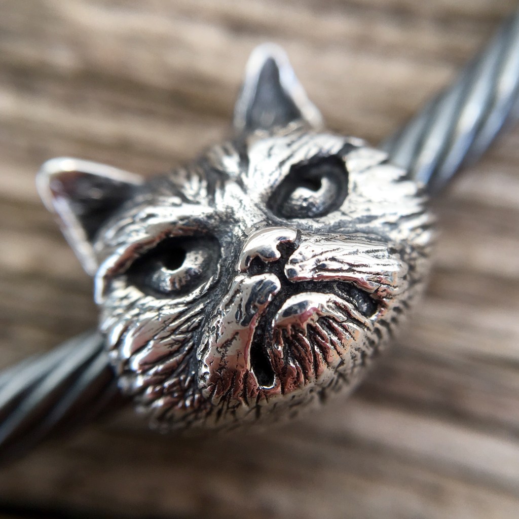 Grumpy Cat by Ohm Beads – marthnickbeads