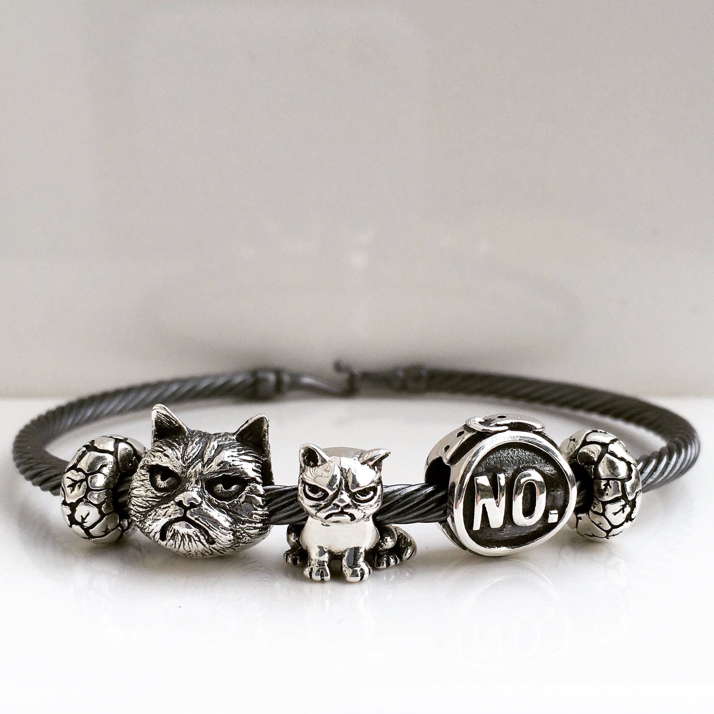 Grumpy Cat by Ohm Beads – marthnickbeads