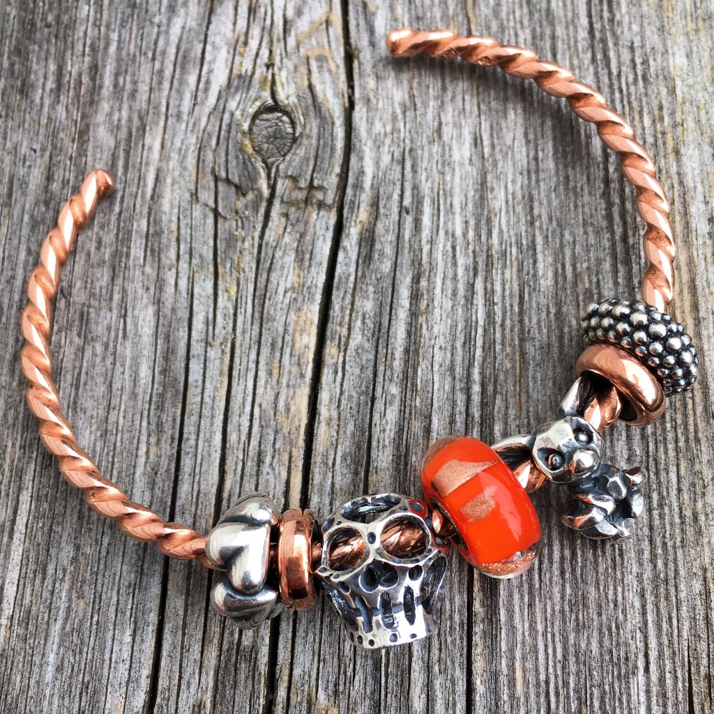 Trollbeads Chihuahua and Mexican Sugar Skull – marthnickbeads